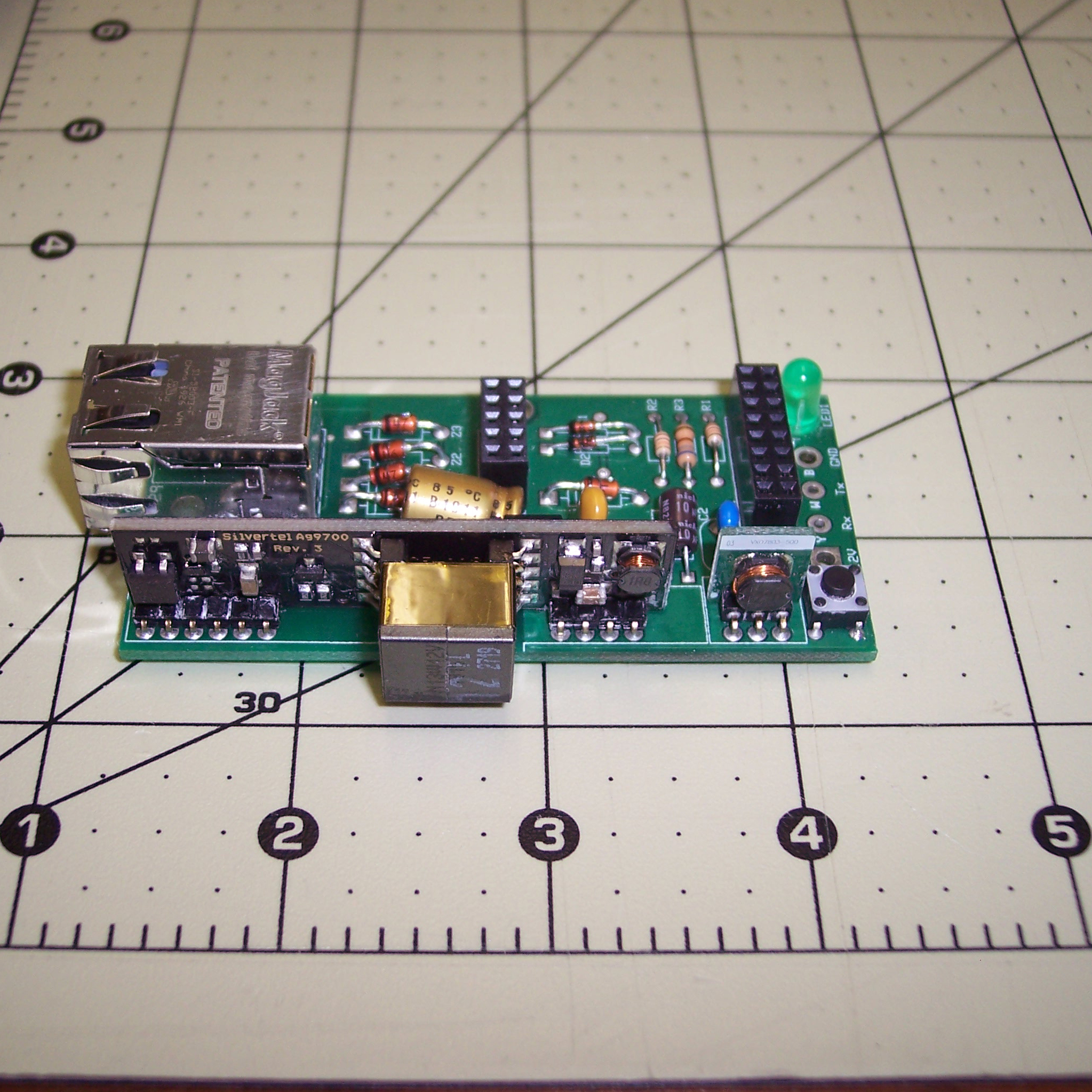 (SBL2e-200IR-PWR-DATA-SPLITTER-12) POE Power Supply and Data Connection ...